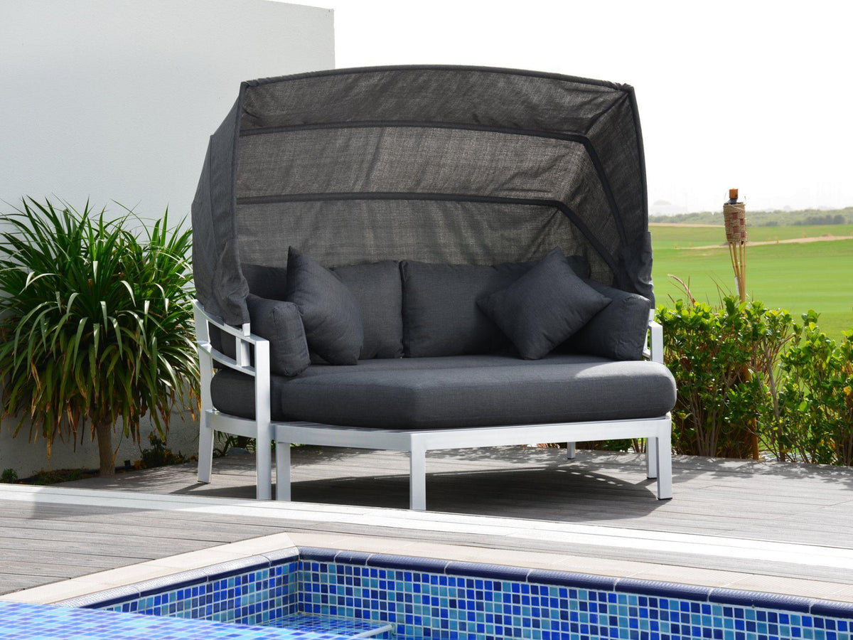 Manly Aluminium Outdoor Daybed — White | FurnitureOkay®